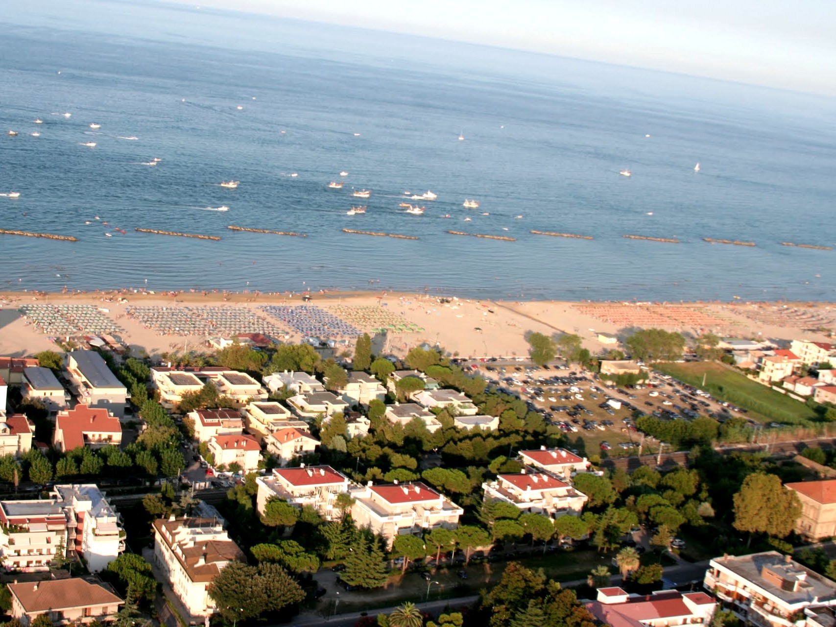 Roseto degli Abruzzi - Abruzzo - AZZURRO, opravdový specialista na ...