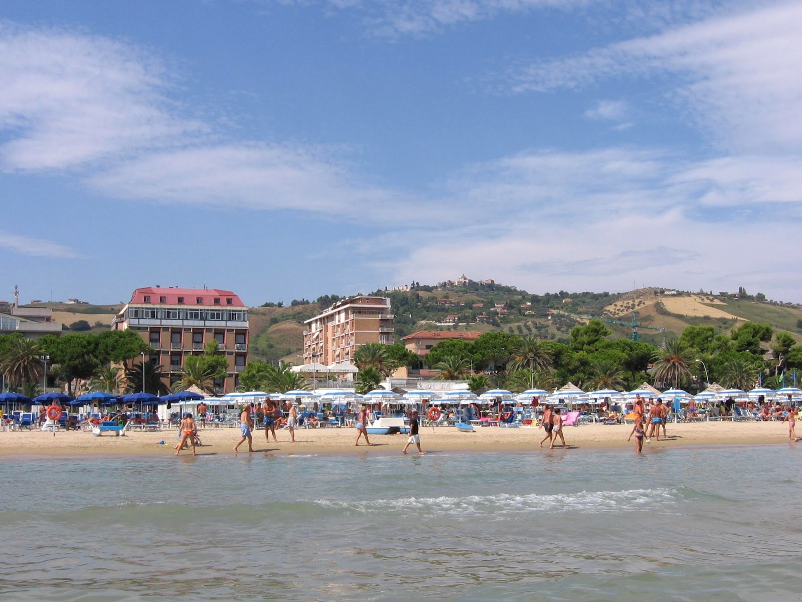 Roseto degli Abruzzi - Abruzzo - AZZURRO, opravdový specialista na ...