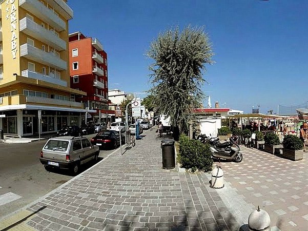 Rimini Viserba - Rimini - AZZURRO, opravdový specialista na dovolenou v ...