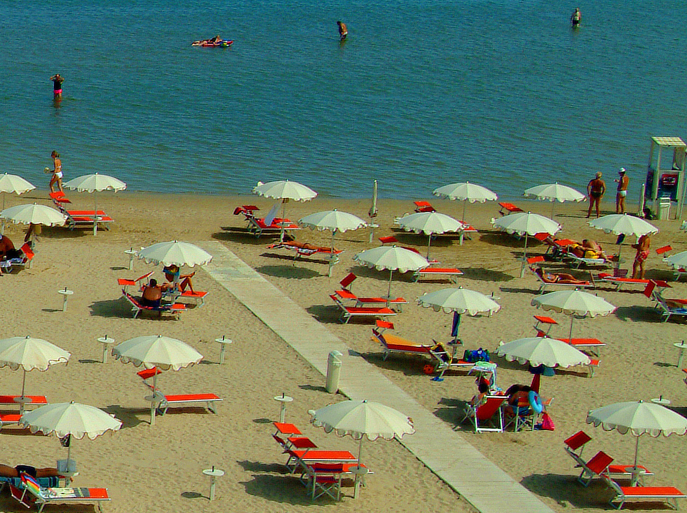 Rimini Viserba - Rimini - AZZURRO, opravdový specialista na dovolenou v ...