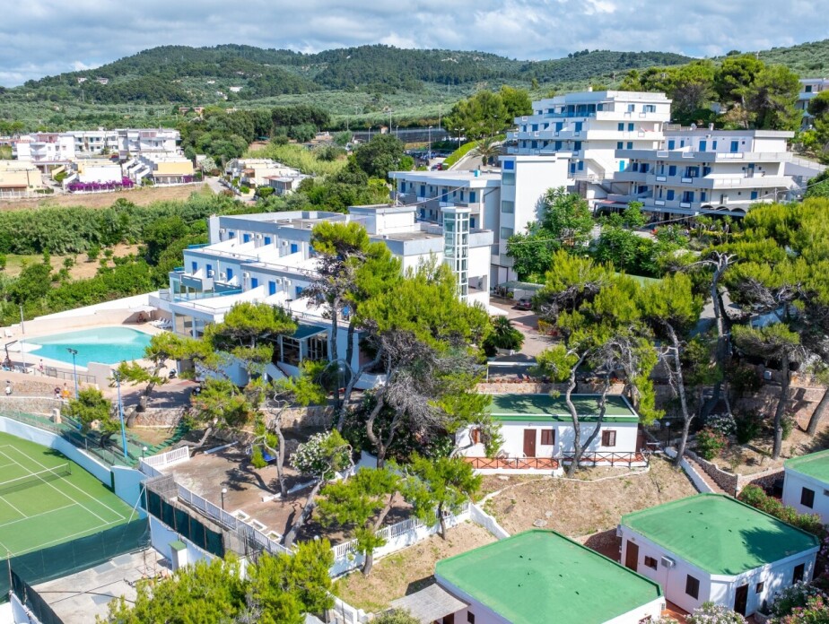 Residence Baia Santa Barbara - Rodi Garganico - Azzurro Dovolená v Itálii